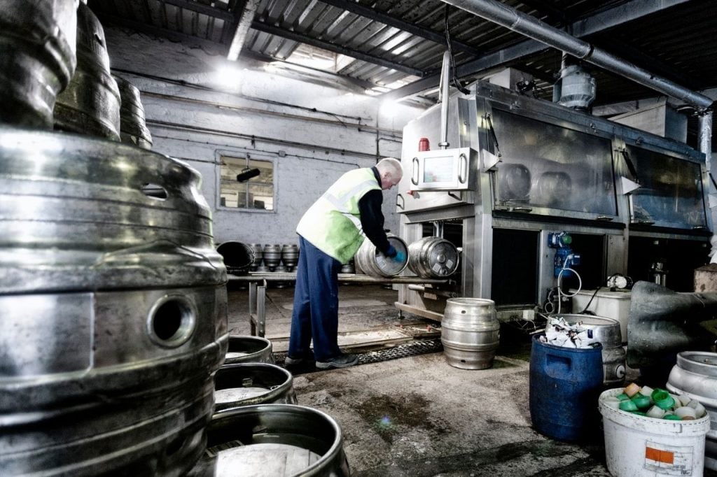 How to Clean a Keg: An Easy Step-by-Step Method for Beginners