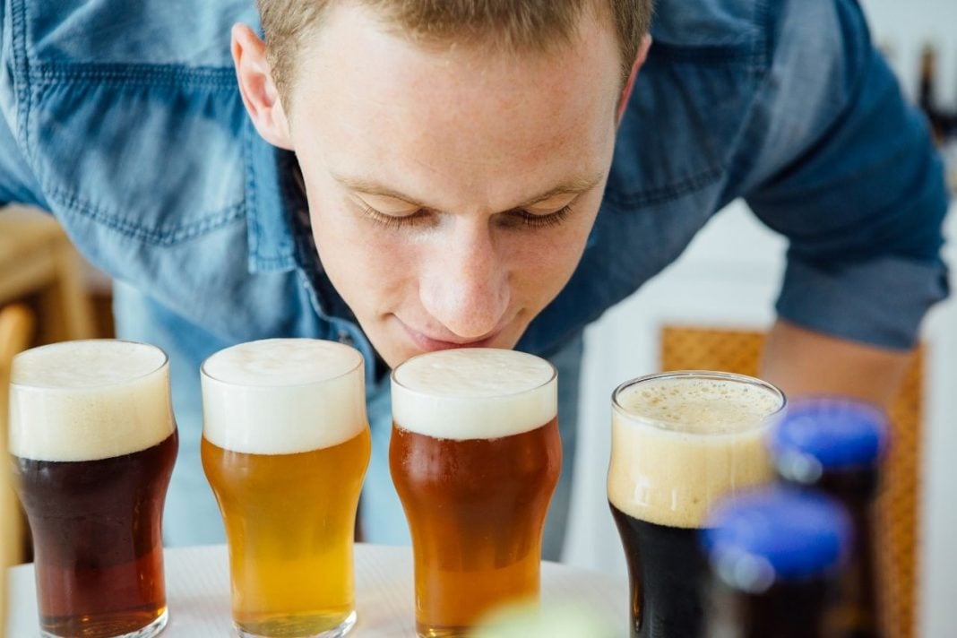Craft Beer vs Draft Beer: A Comprehensive Comparison of Two Beer Types