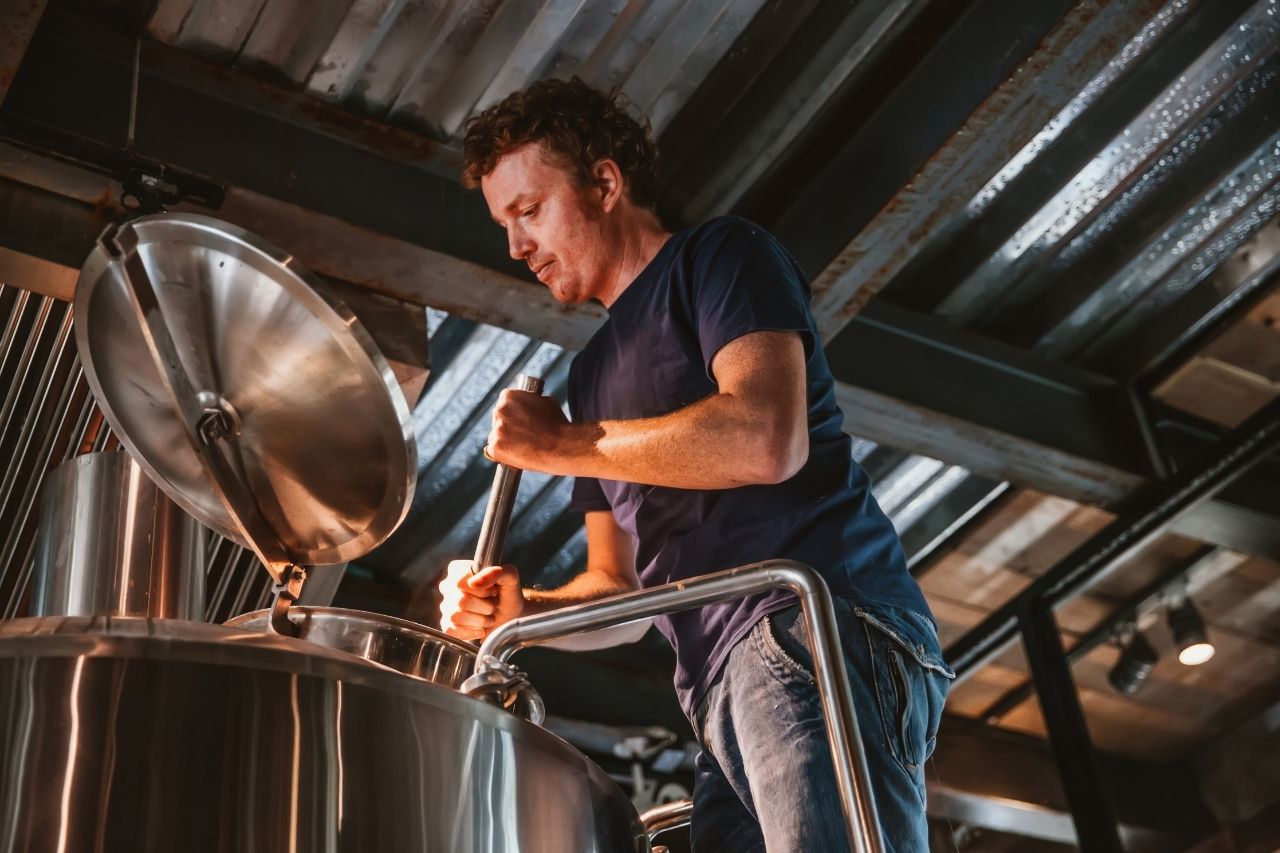 How To Dry Hop: Different Techniques To Dry Hopping Your Beer