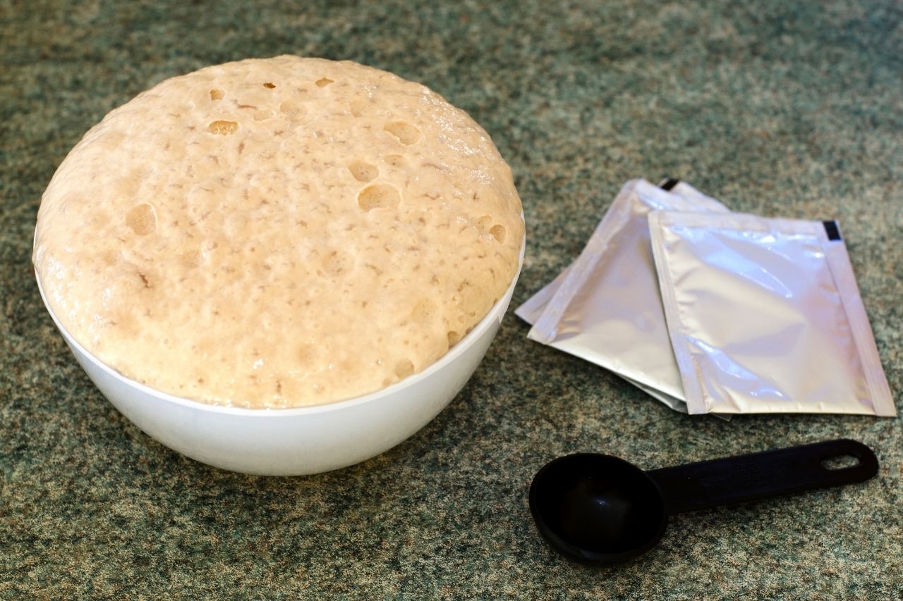 Pitching Yeast: An Expert’s Guide for Brewing Better Beer