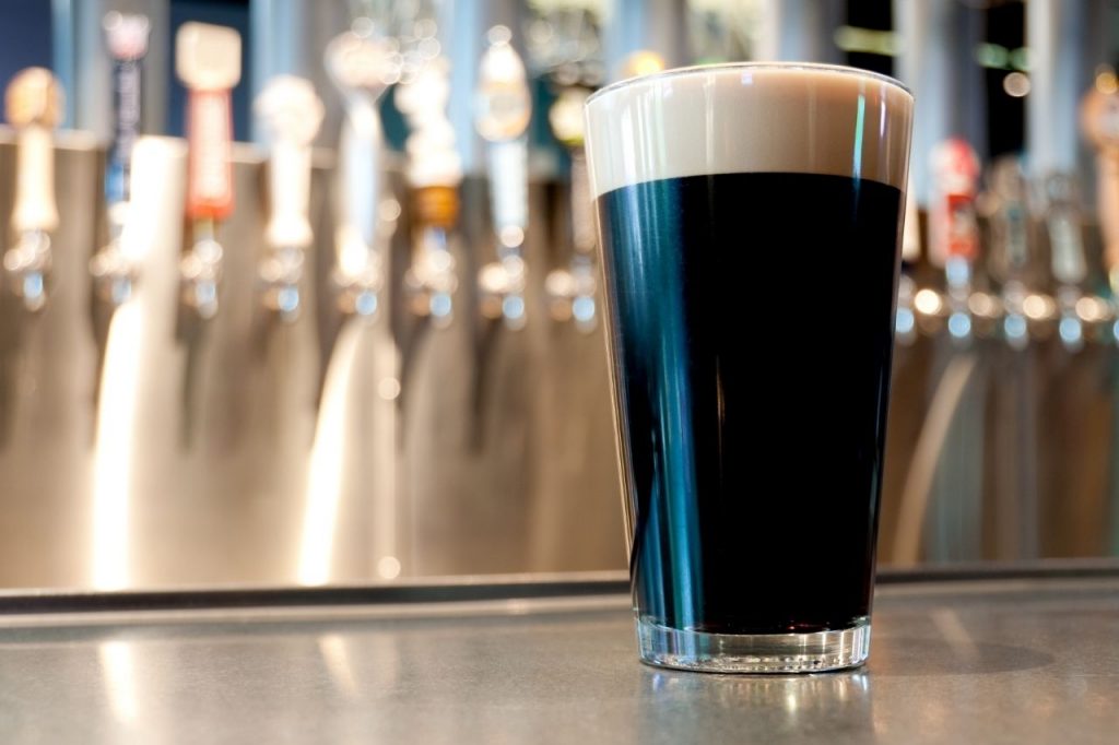 Guinness Extra Stout Review: Why Is the Irish Beer So Popular