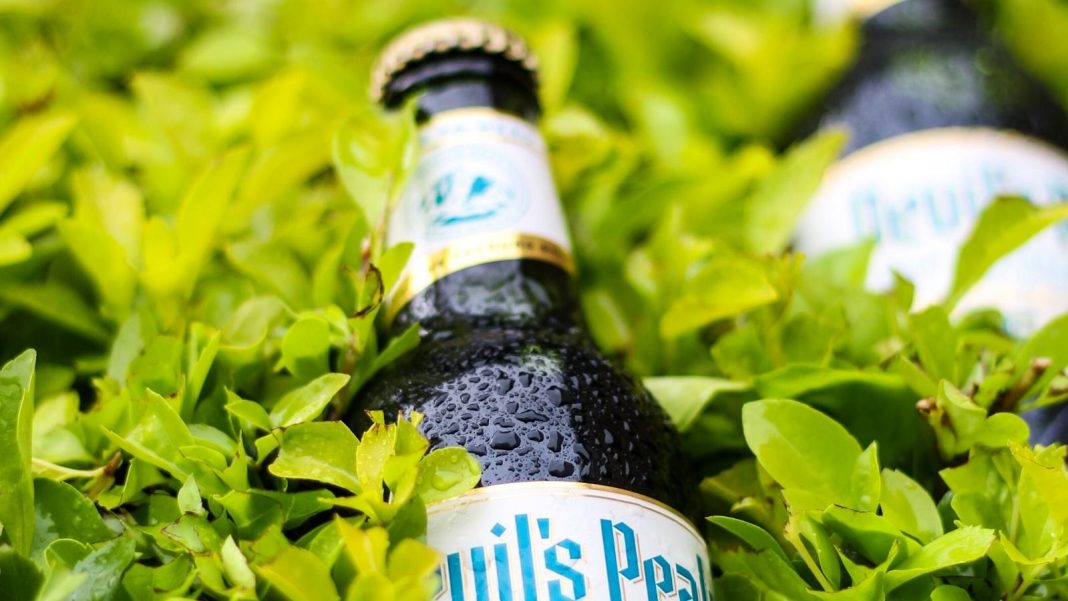 Blue Moon Review: What Makes This Belgian-Style Beer Special?