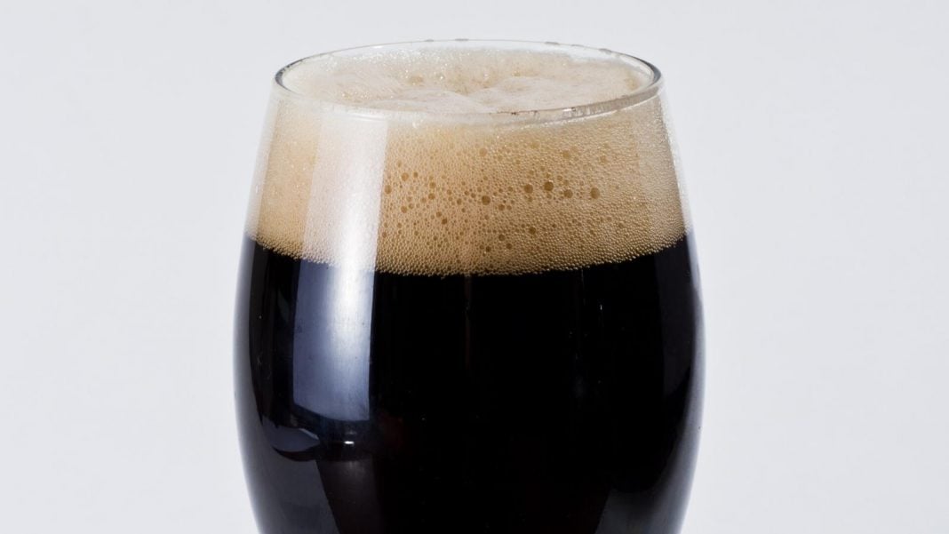 Stout Beer (Ultimate Guide for Beginners) - Draftmag
