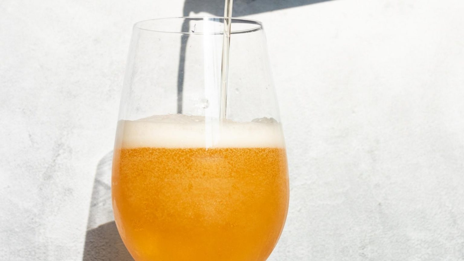 West Coast IPA Recipe: The Hoppiest Brewed Beer in the World