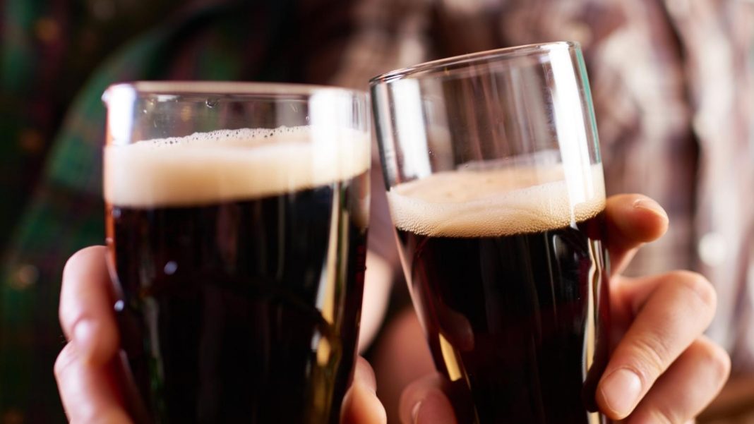 Murphy’s Stout Vs Guinness: Key Differences Between The Beers