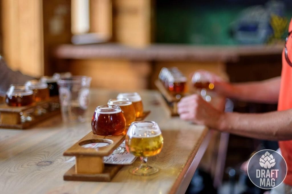 What Is a Microbrewery? A Complete Guide to These Specialty Pubs