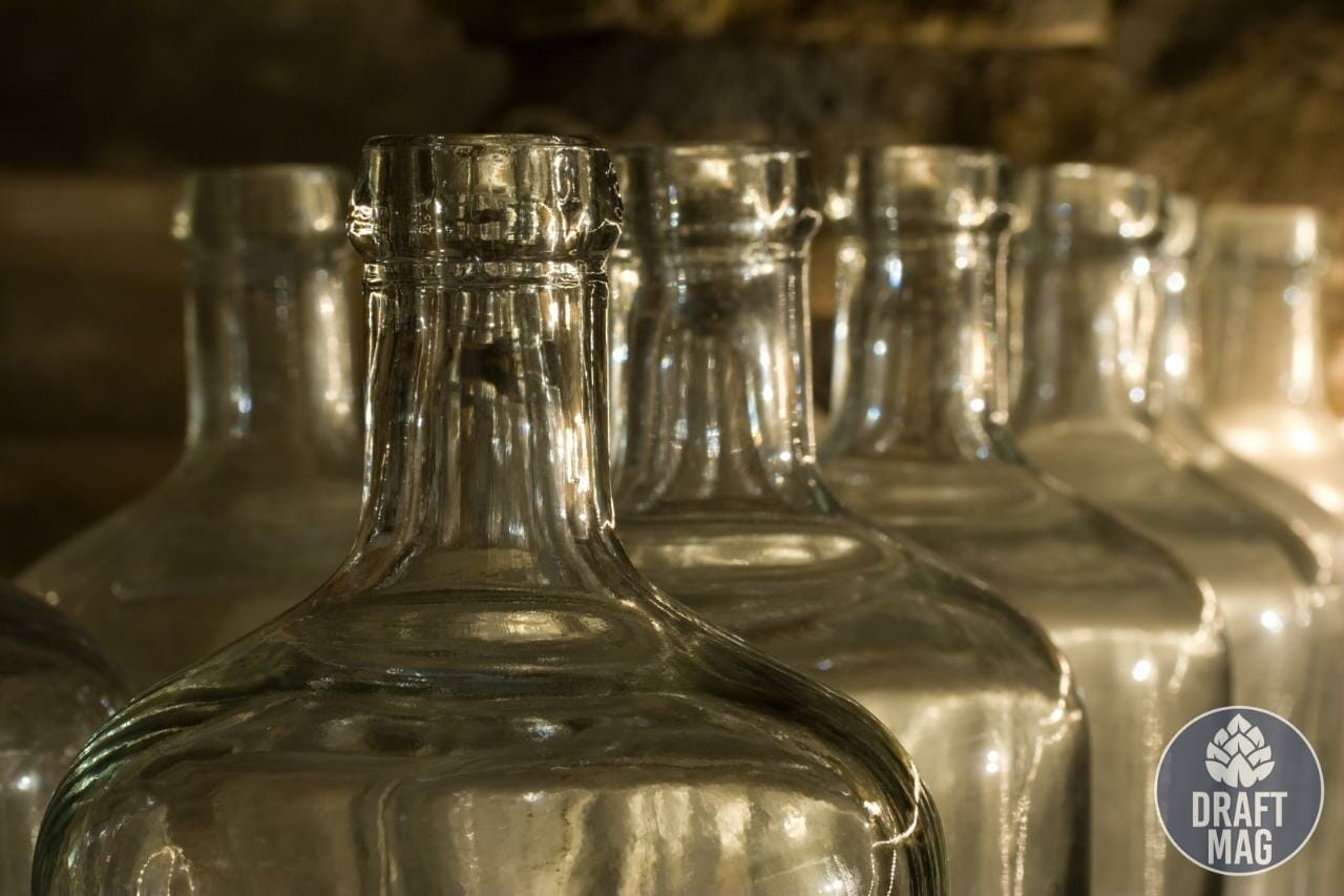 Carboy: The Best Container for Properly Brewing Beer at Home