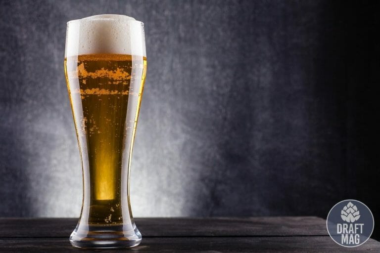 Natural Ice Beer: A Review of This Delicious, All-American Beer