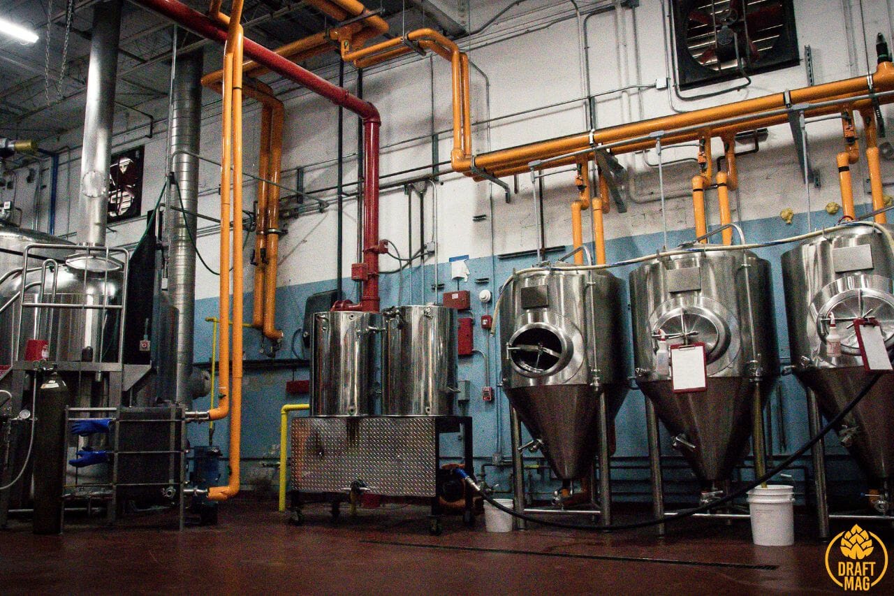 11 Oldest Breweries in the US: List of Places That Are Worth Visiting