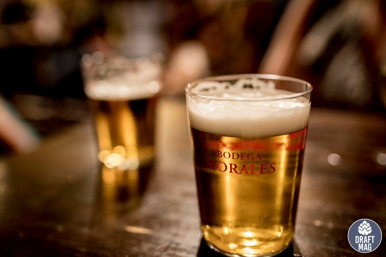 Beers Similar to Blue Moon: Best Brews That Are Worth Your Money